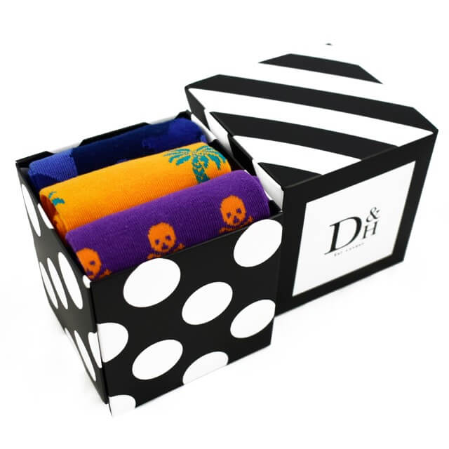 "3 Sock" D&H Classic Black & White Cube Gift Box | Loxta Hardware