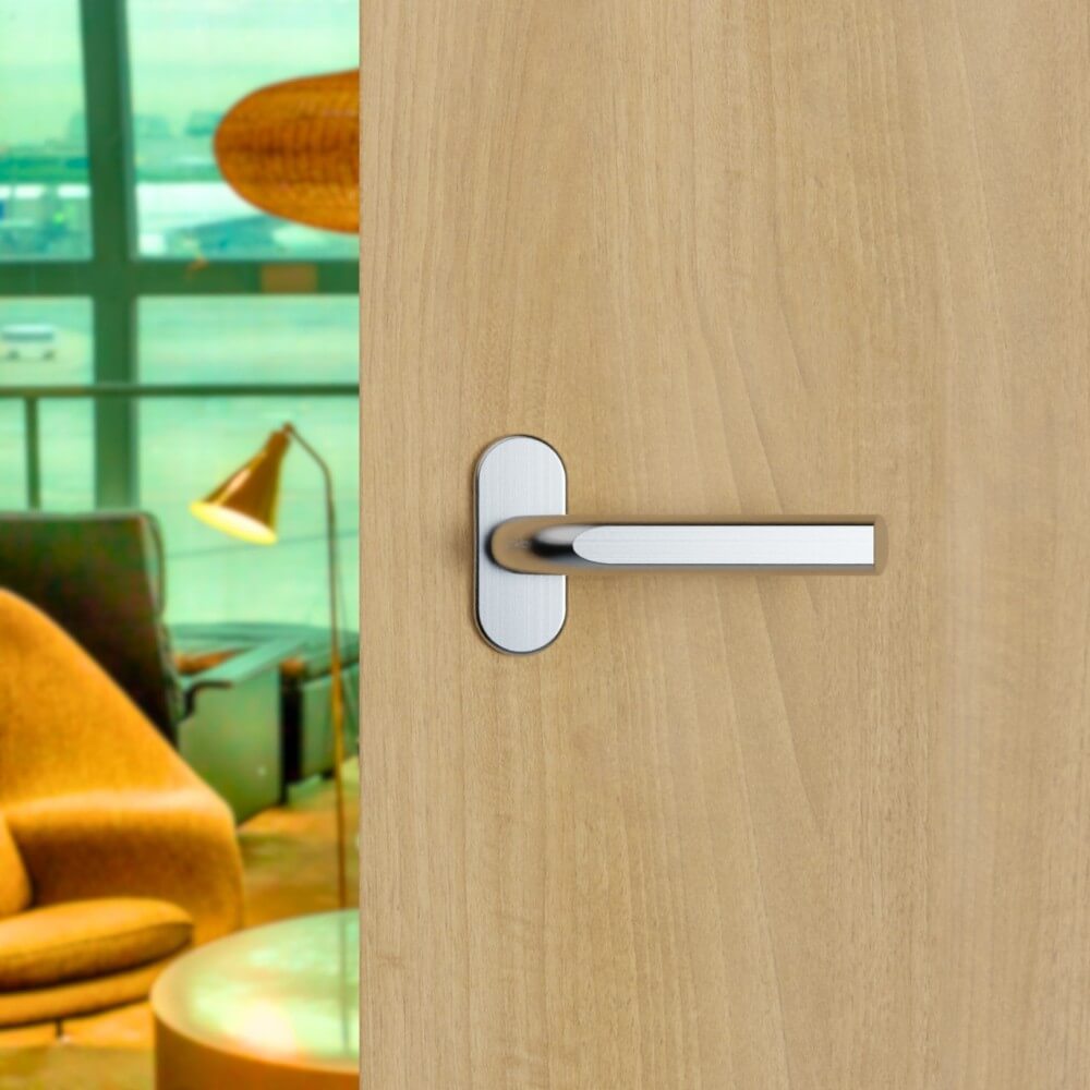 IM19010 Image 75mm Oval Rose MPL Latch Door Handle, Unsprung | Loxta ...